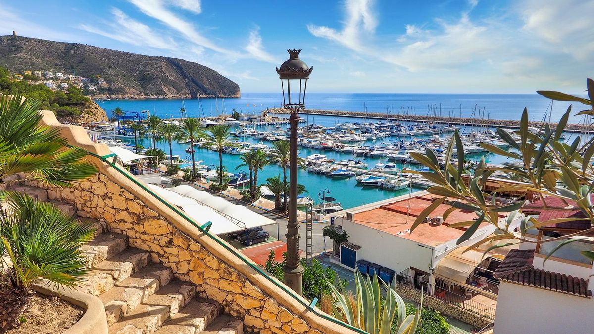 Spain Real Estate Market 2025: Price Trends & Outlook